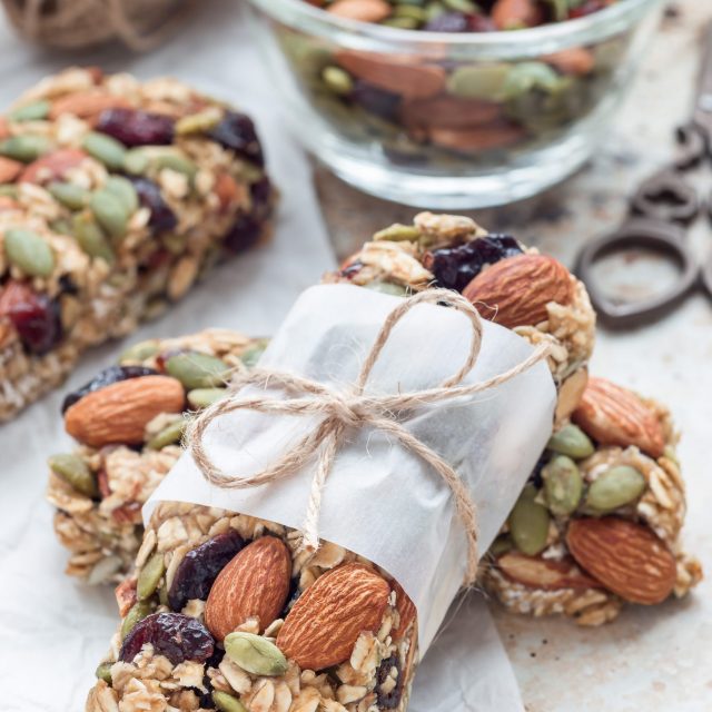 Best Snacks For Hiking with Kids - The Perfect Energy Boost on The ...