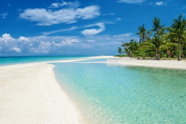 Perfect Eid Beach Getaways for Middle East Travellers • Our Globetrotters