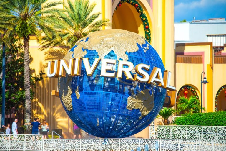 Universal Studios Orlando vs Hollywood: What's the Difference? • Our ...